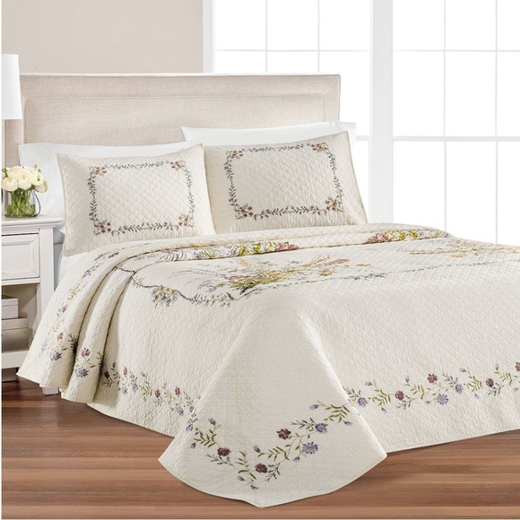 Martha Stewart | Bedding | Martha Stewart Collection Floral Bouquet ...